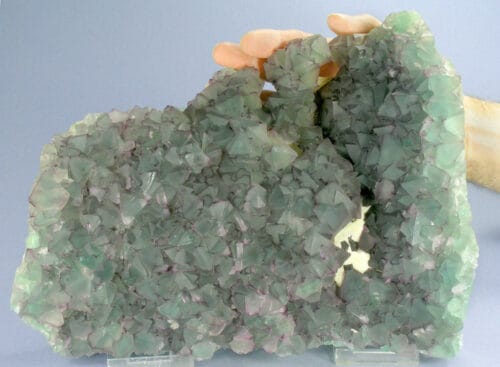 Wednesday, November 16, 2022 - The-Vug Fluorite and Quartz from Globe ...